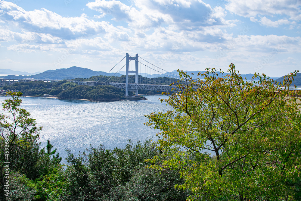 下津井瀬戸大橋と輝く海面 岡山県倉敷市 The view of Seto Ohashi bridge at Setonaikai ...