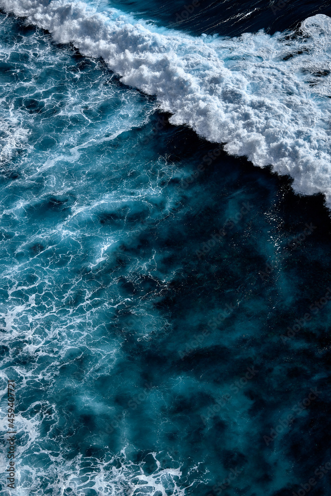 Aerial view to waves in ocean Splashing Waves. Blue clean wavy sea ...
