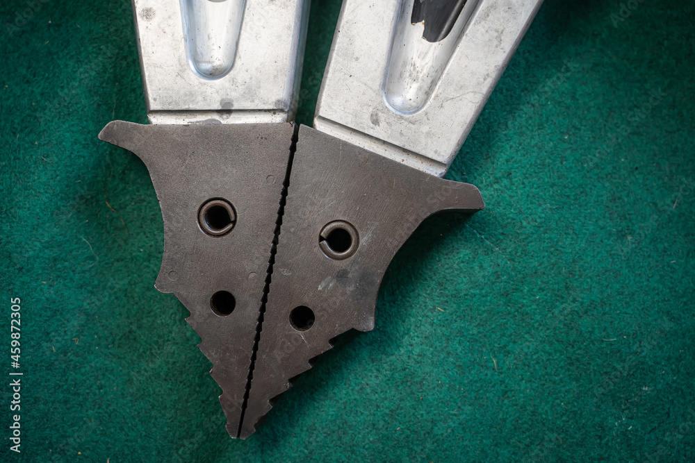 Professional firefighters hard tool,Cutting tool used by rescue ...