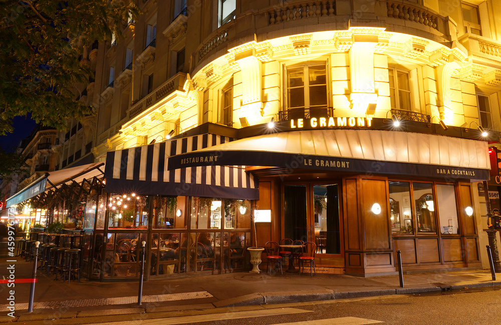 Fusing the traditional design of a family-run French restaurant, Le ...