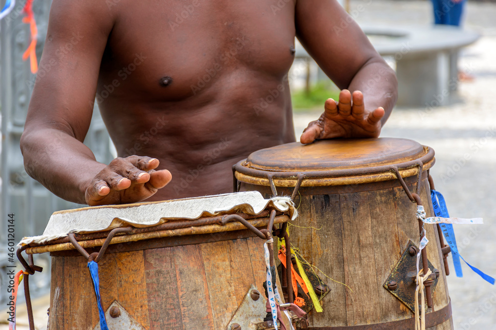 Foto de Musician playing atabaque which is a percussion instrument of ...