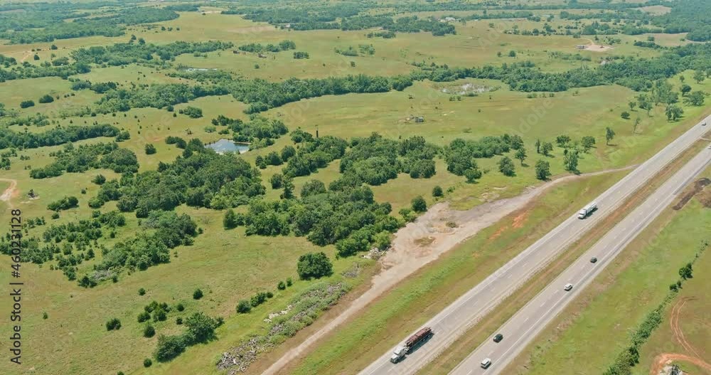 Vidéo Stock Panorama top view of original Route 66 roadbed near Clinton ...