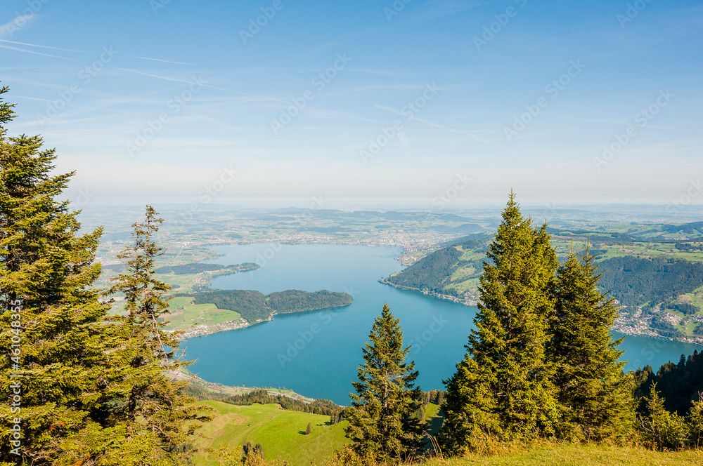Foto de Rigi, Zugersee, Zug, Bergbahnen, Wanderweg, Zugerberg ...