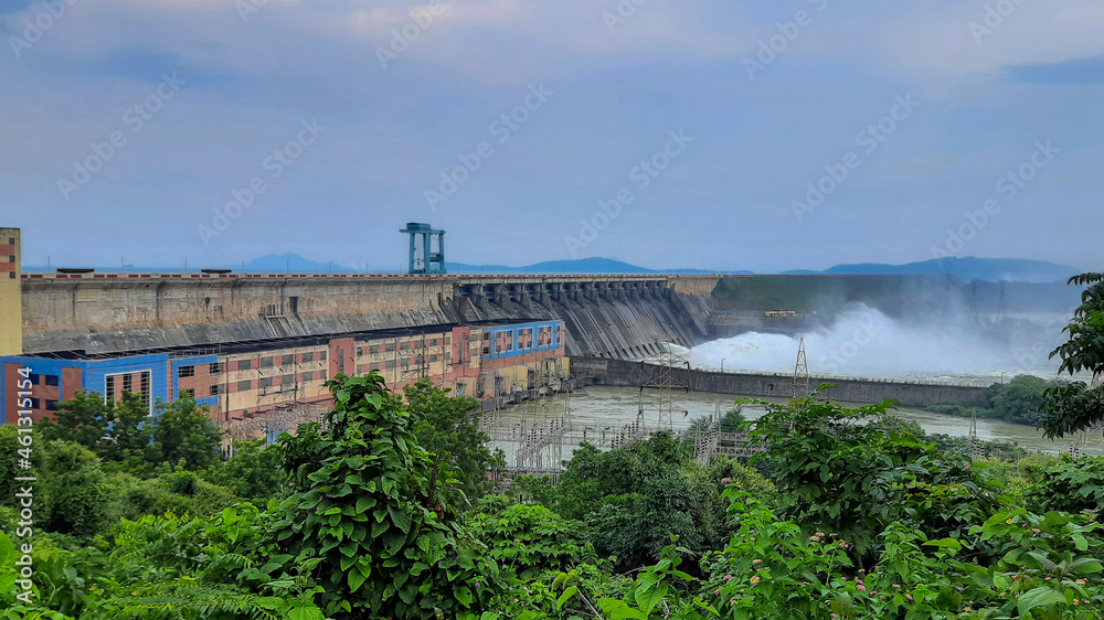 Hirakud Dam Is Built Across The Mahanadi River It Is The Longest Dam In ...