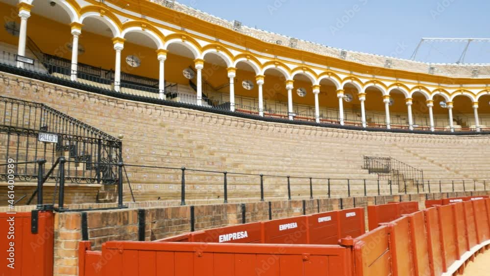 Panoramic of the elegant and decorated bleachers of the Seville bulls ...