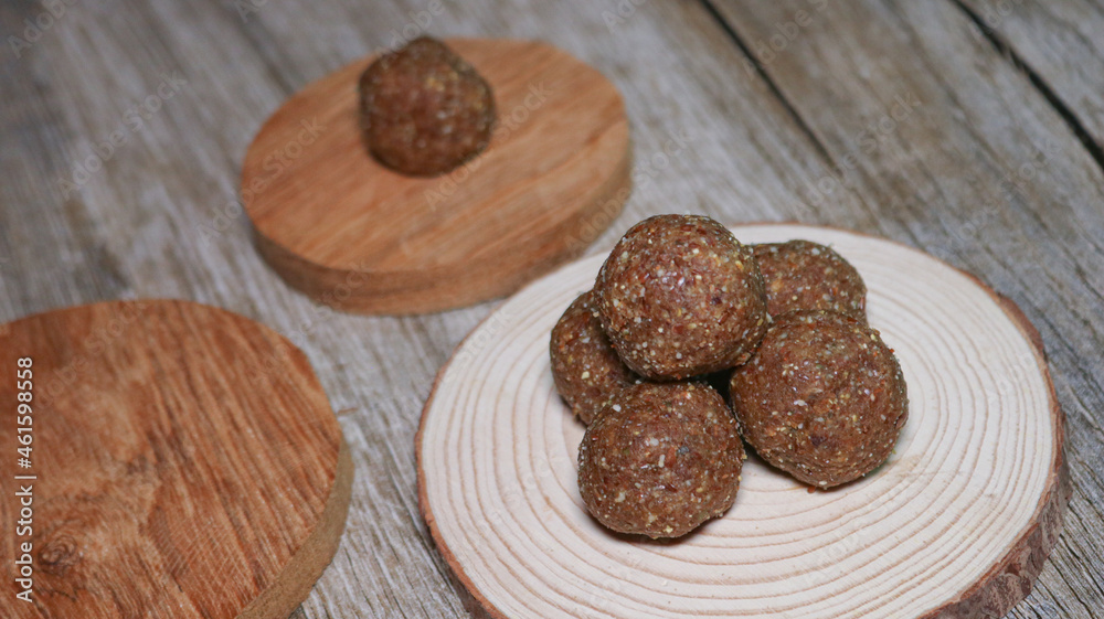 Foto de These nutritious balls are easy to make & healthy to eat. These ...