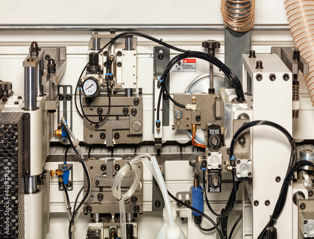 The mechanism and internal structure of a modern woodworking machine ...