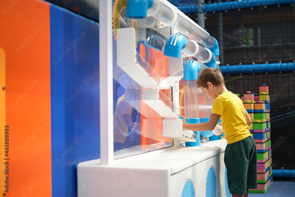 fascinating physics with a labyrinth of pipes. By doing the experiments ...