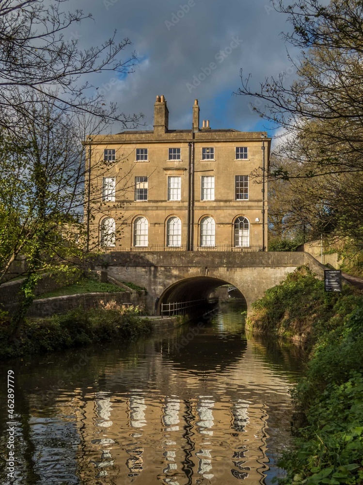 Cleveland House sitting on Cleveland tunnel over the Kennet and Avon ...