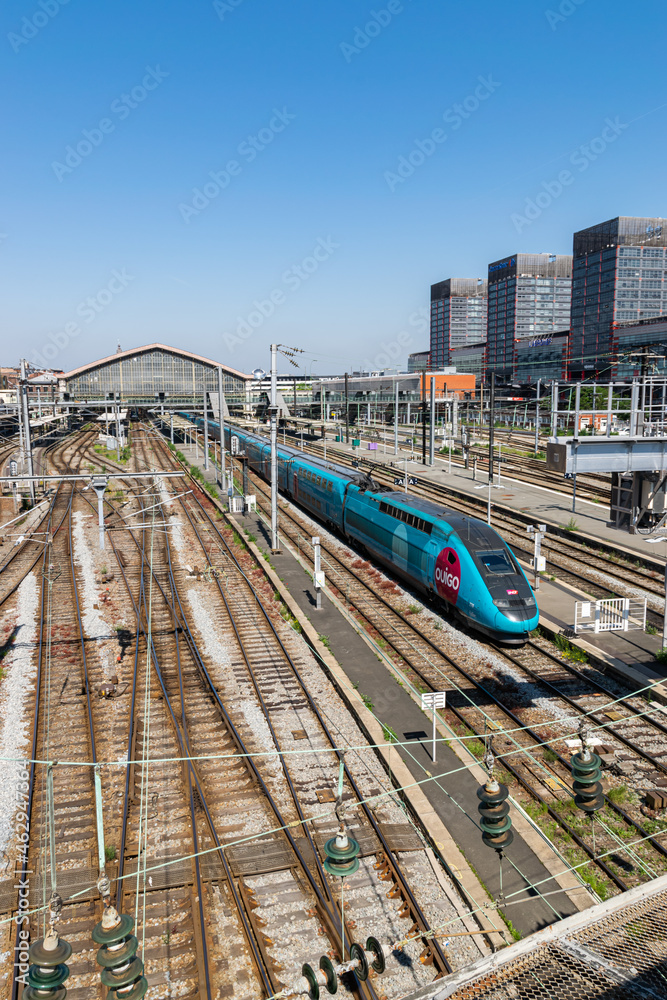 Foto Stock Lille,FRANCE-June 06,2021:View of french high speed train ...