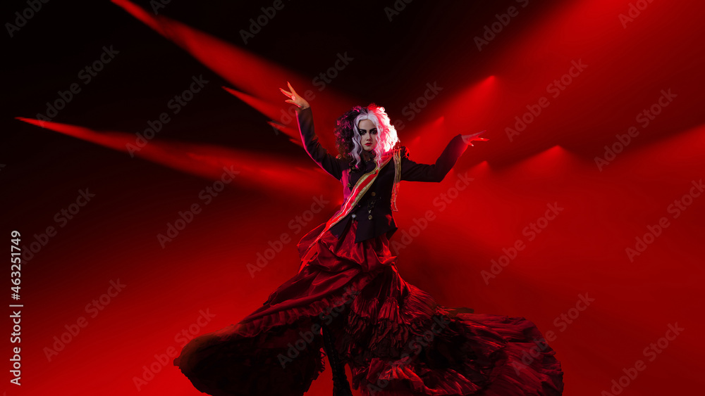 Make a performance. A bright and shocking woman on the stage Stock ...