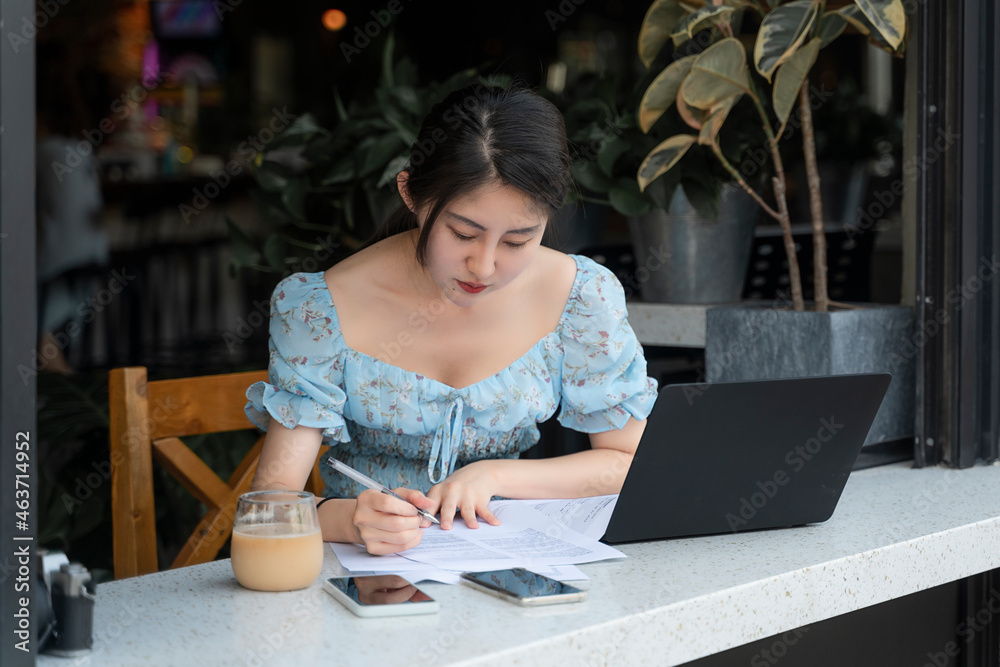 woman writing Stock Photo | Adobe Stock