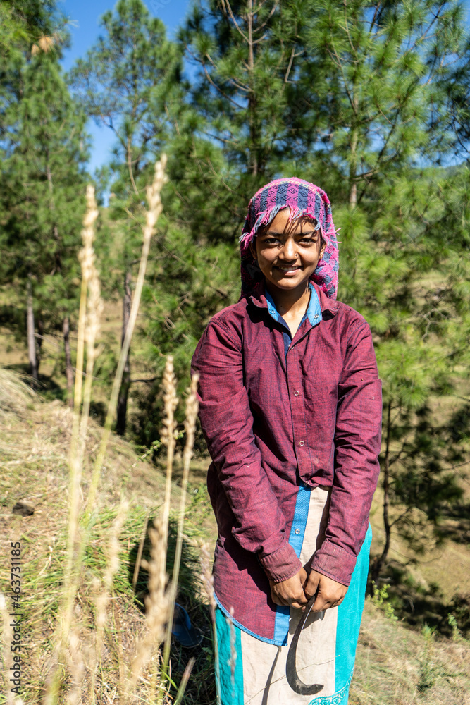 Portrait of an Indian female farmer in traditional dress. Indian girl ...