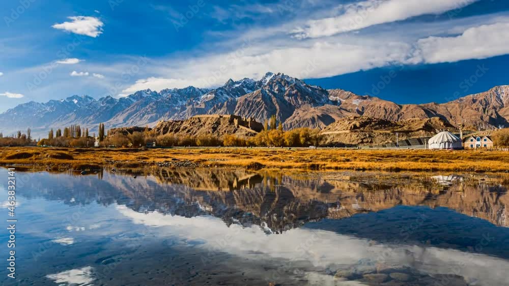 Vidéo Stock South Xinjiang - View of Landscape in Qihei Village. South ...