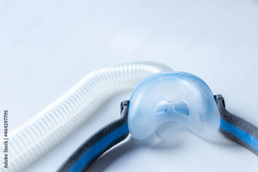 CPAP mask against obstructive sleep apnea helps patients respirator ...
