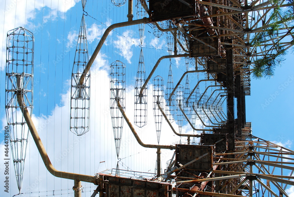 The array at Chernobyl, duga radar, russian Woodpecker, Urbex ...