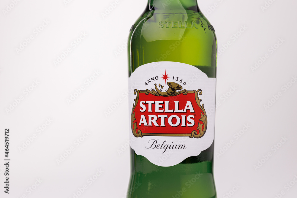 Foto de Bottle of Stella Artois beer, Logo, prominent brand of Anheuser ...