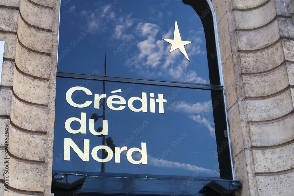 Enseigne / logo d’une agence bancaire de l'entreprise Crédit du Nord ...