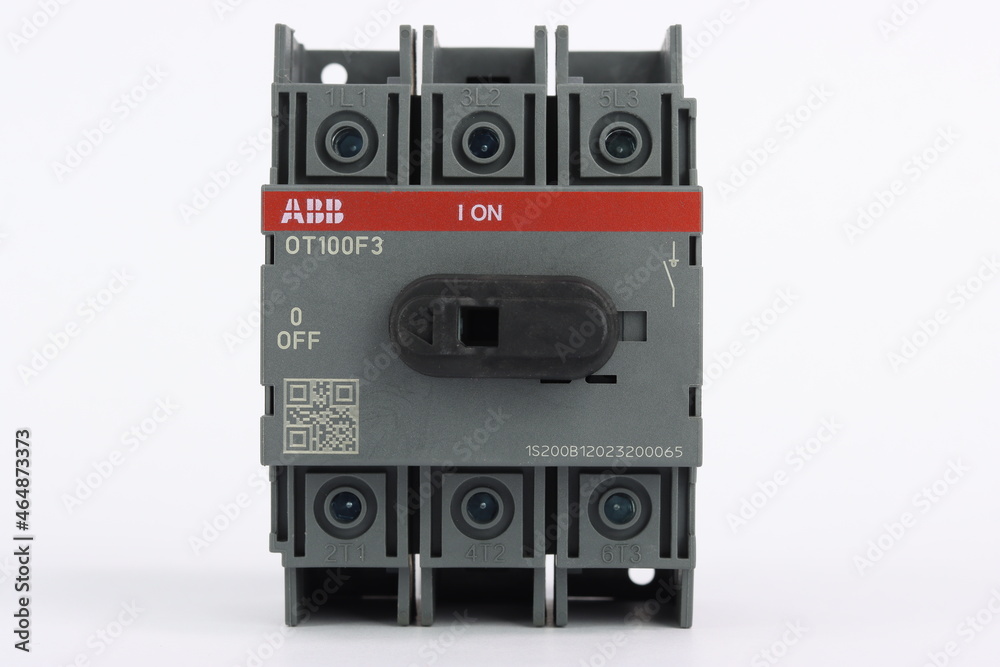 ABB OT100F3 3-pole, front operated, base mounted, DIN-rail mountable switch-diconnector non ...