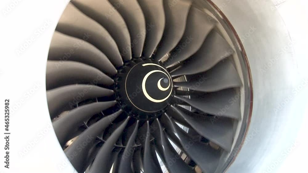 Stockvideo Rotor of engine rotates. Close up of curved blades of engine ...