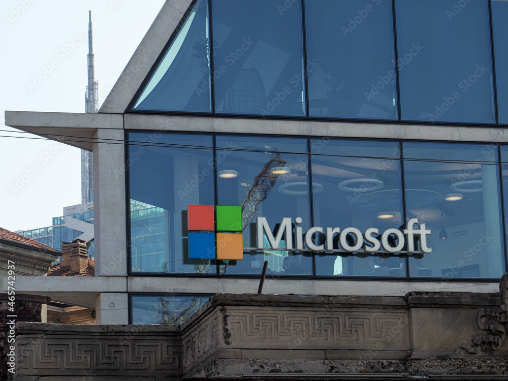 Microsoft house inside herzog & de meuron Feltrinelli building in Milan ...
