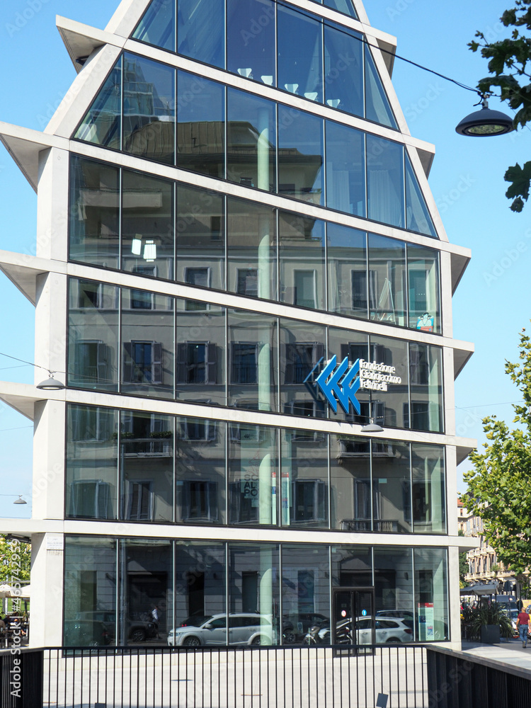Foto de Microsoft house inside herzog & de meuron Feltrinelli building ...