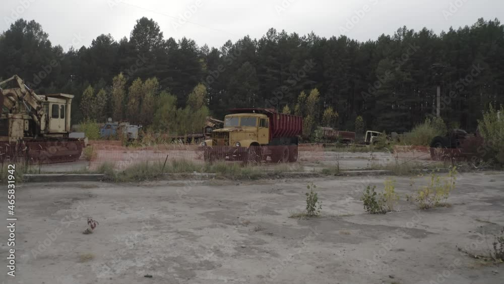 Cemetery of technology in the zone of the alienation of Chernobyl ...