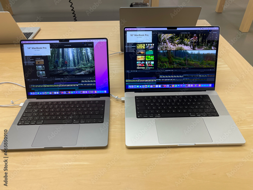 Foto de Cologne, Germany - October 01st 2021: A german photographer ...