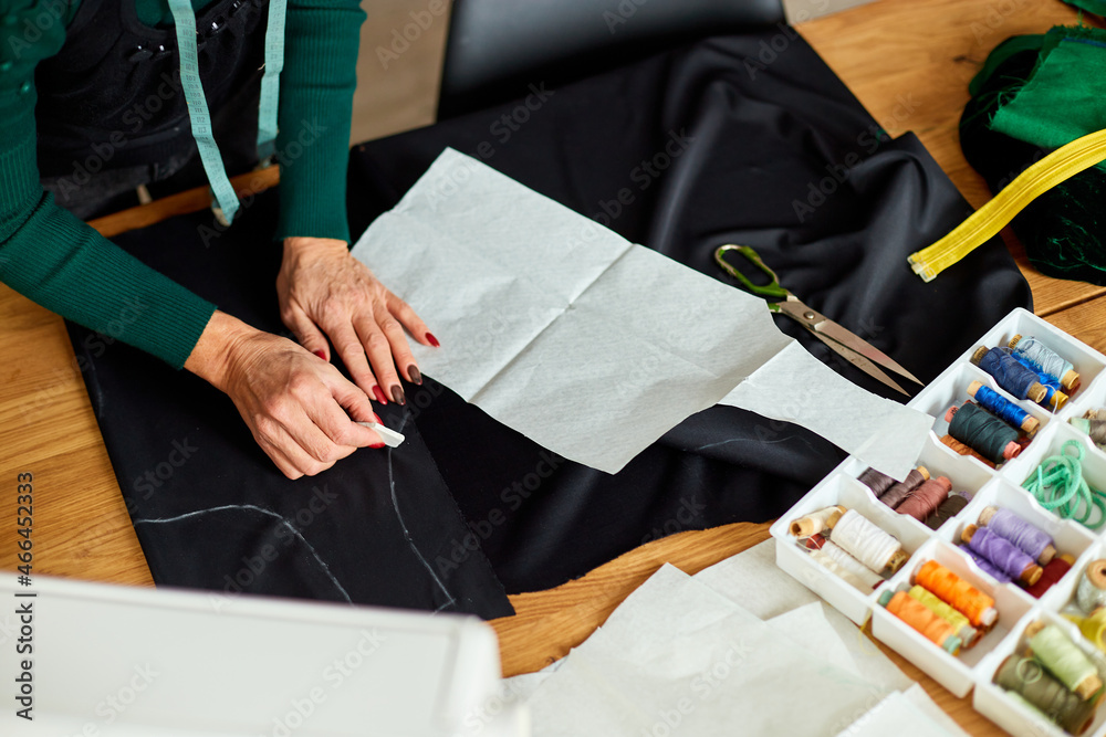 Top view Step by step, Woman dressmaker making sewing patterns Stock ...