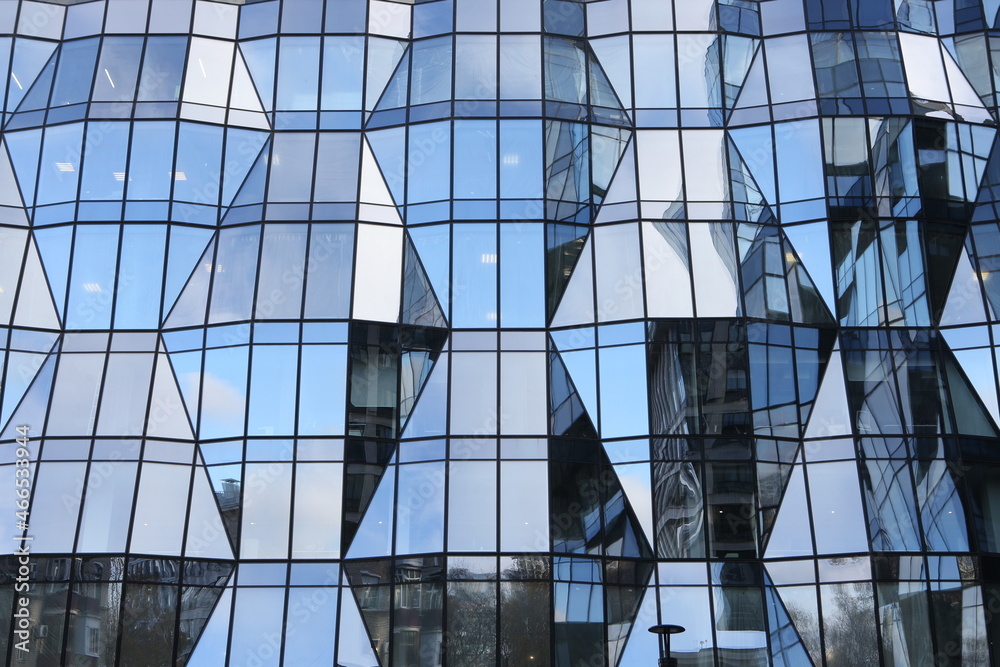 LCD "Iskra Park". JK "Iskra Park", housing complex. New building facade ...