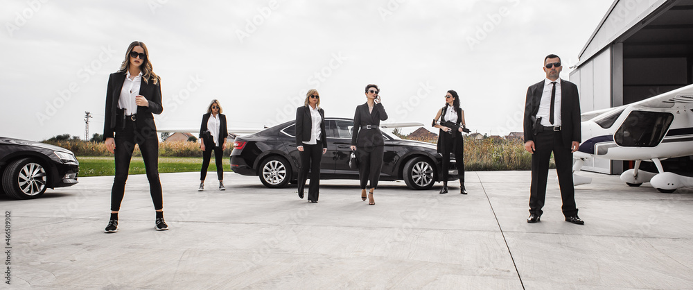 Female male security bodyguards team protect VIP celebrity public ...