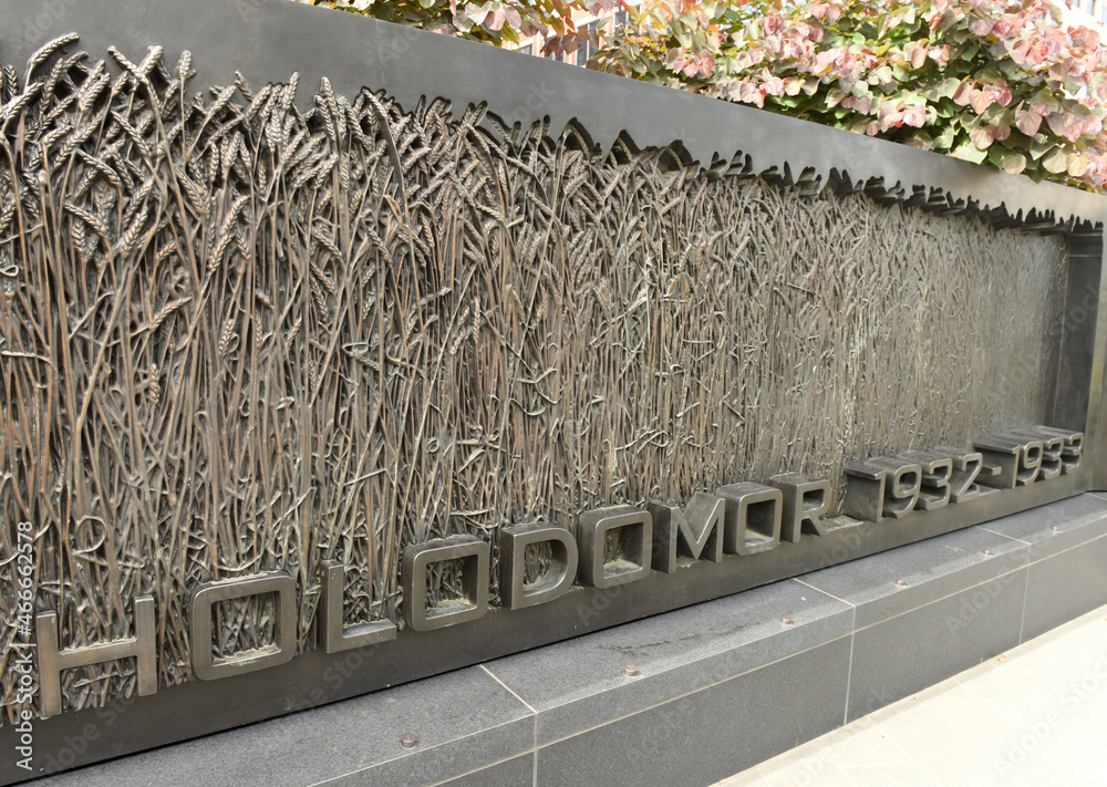 Washington, DC - June 01, 2018: Memorial of victims of the famine ...