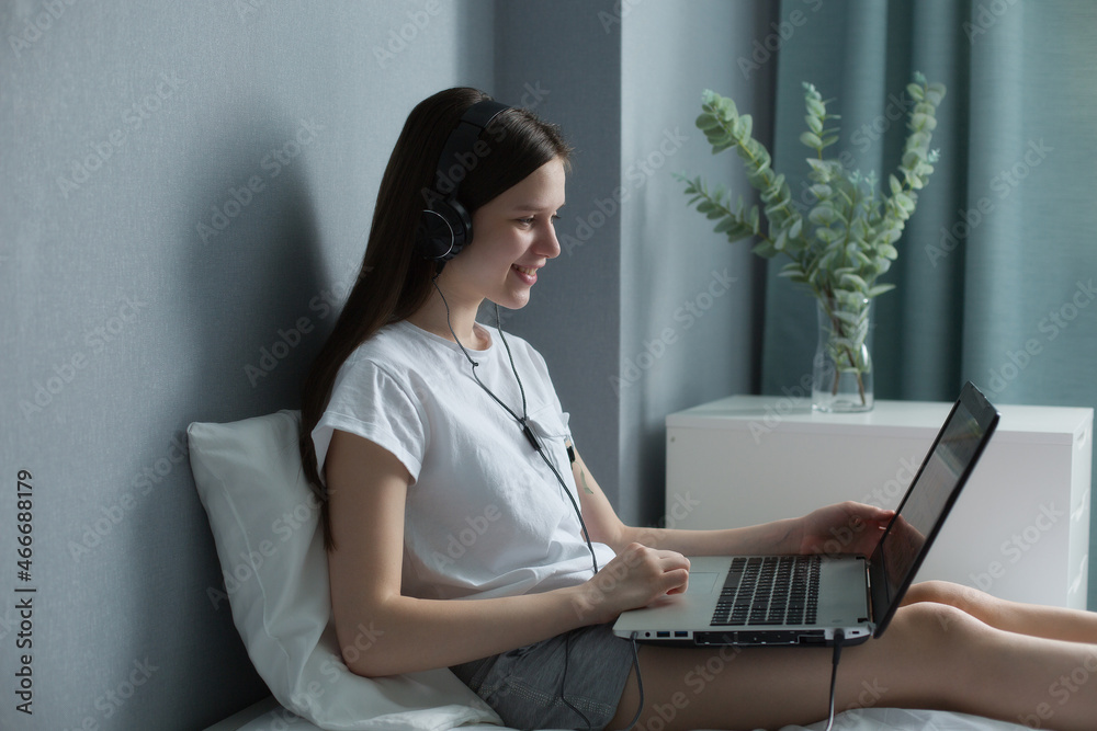 teen school girl student virtual distance learning online digital class ...