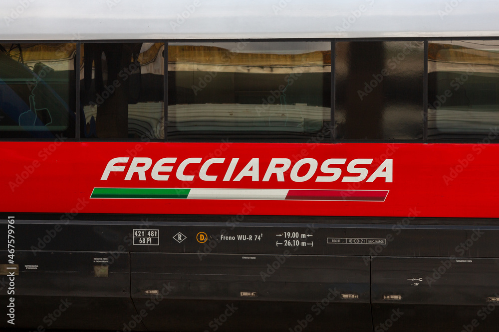 iew of railway station Salerno and Trenitalia train Freccia Rossa (red ...