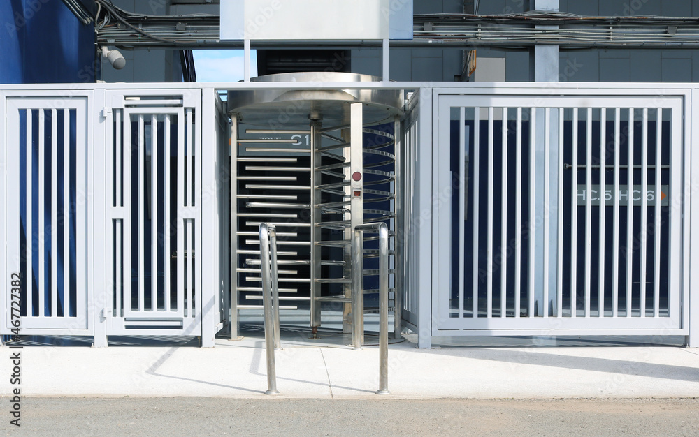 Full height gate turnstile door access control for public building ...