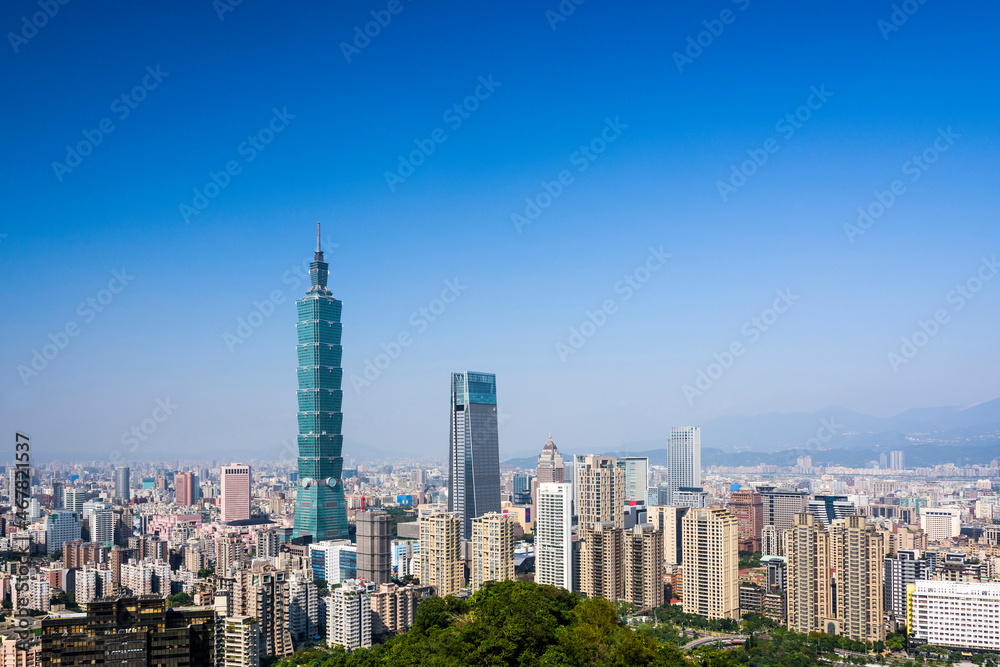 Taipei, Taiwan- January 25, 2019: Panoramic view of Taipei 101 ...