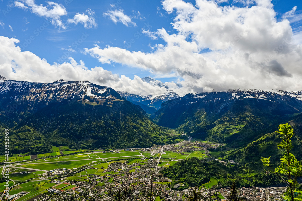 Fotografia do Stock: Interlaken, Lauterbrunnen, Eiger, Mönch, Jungfrau ...