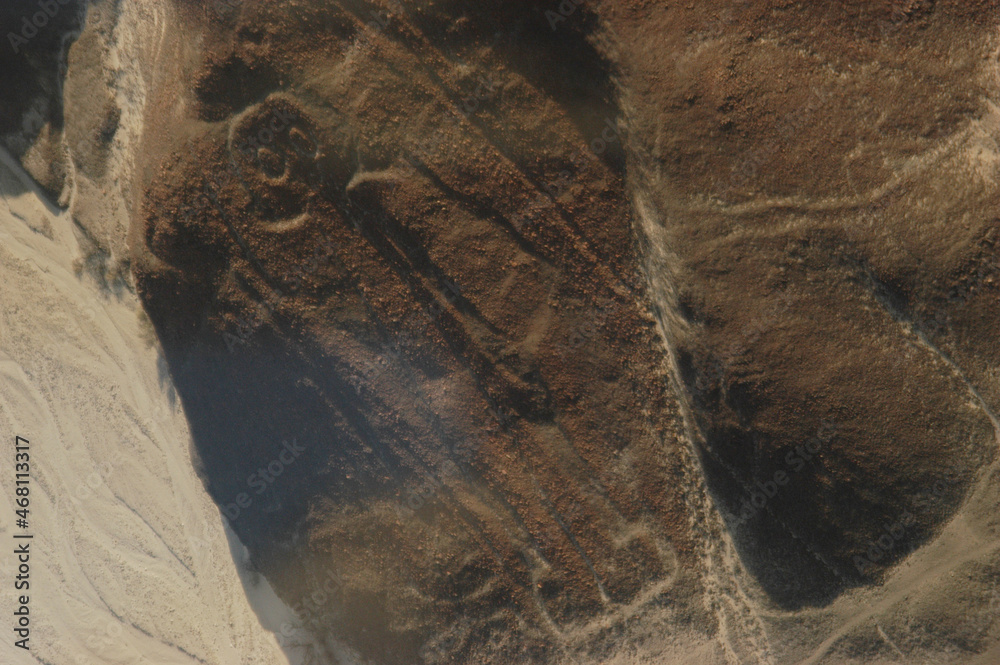 Drawings, Nazca lines ( lineas de nazca ) in the desert of nazca - Peru ...