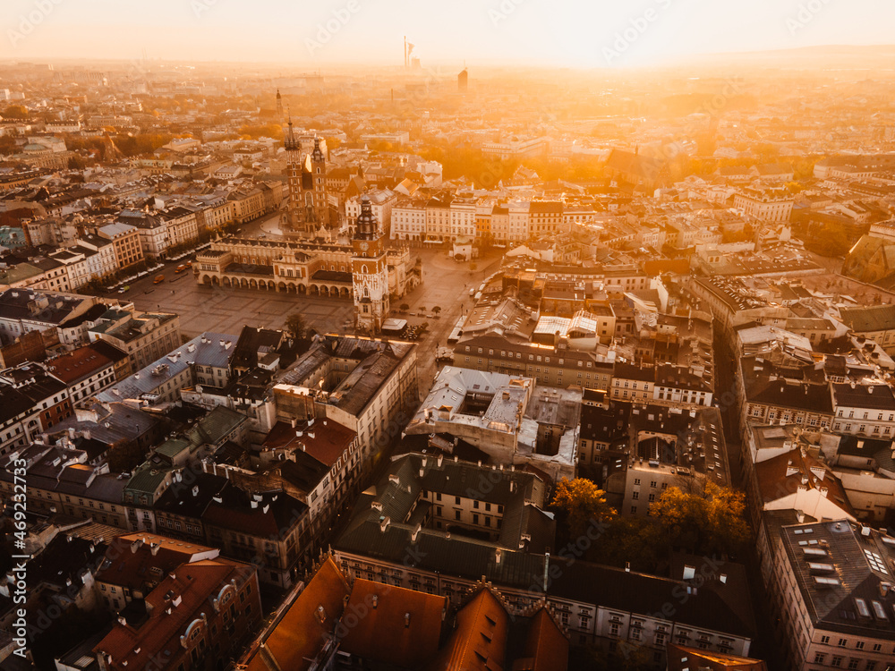 Sunrise view on Cracow main square and streets. Cracow, Lesser Poland ...