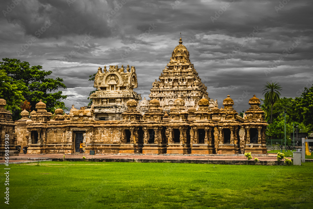 Beautiful Pallava architecture and exclusive sculptures at The ...