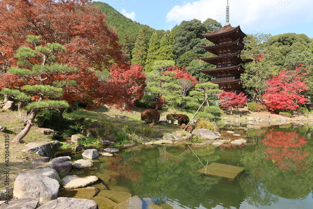 Foto de Gojyu-no-tou Five-story Tower in the precincts of Rurikou-ji ...