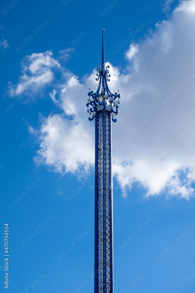 Orlando, Florida, US - November 2021: Orlando Starflyer is the tallest ...
