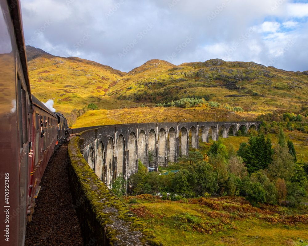 Poster Jacobite Express Steam Train on the Glenfinnan Viaduct in the ...