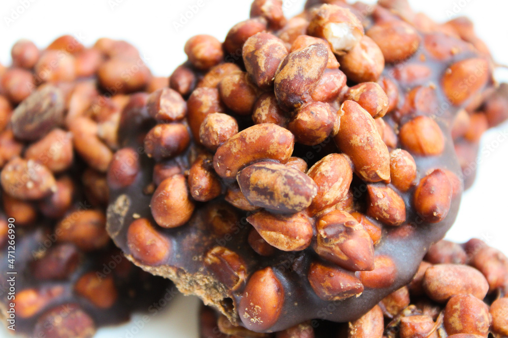 Gula kacang, is a traditional snack from Indonesia, made from roasted ...