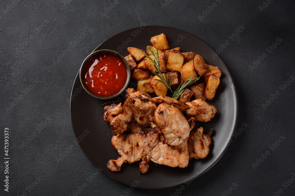 Grilled Marinated boneless skinless chicken thighs((Pargiot ...