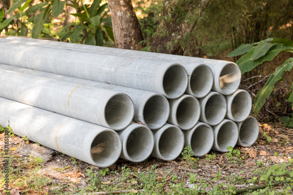 Concrete Drainage Pipe on a Construction Site. Concrete drainage pipes ...