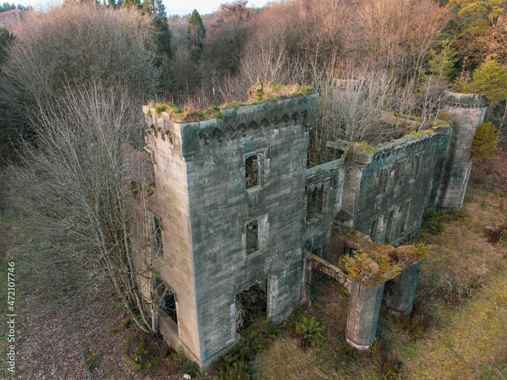 Craigend Castle is a ruined country house, located to the north of ...