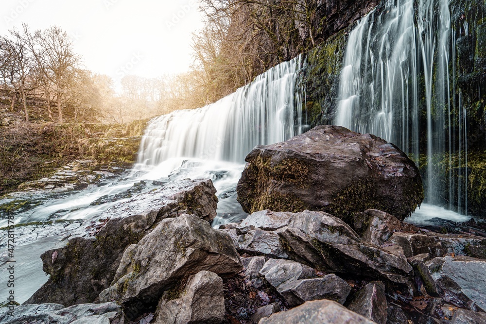 Sgwd Isaf Clun-gwyn waterfall along the Four Waterfalls walk, Waterfall ...