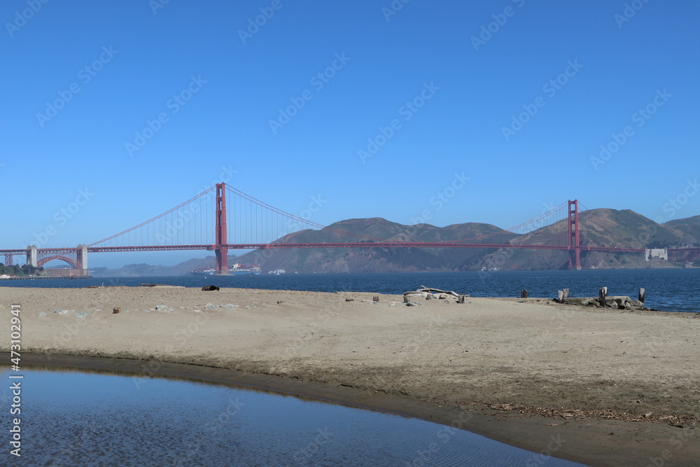 Amazing walk at the Golden Gate Bridge in San Francisco, United States ...