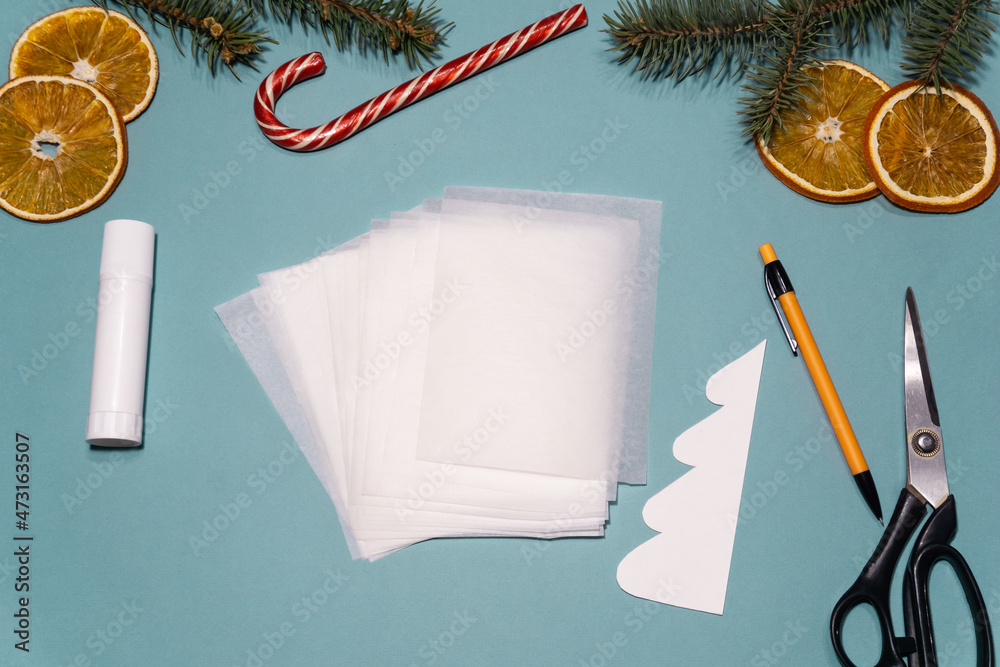 How to make origami volumetric Christmas tree from white paper craft ...